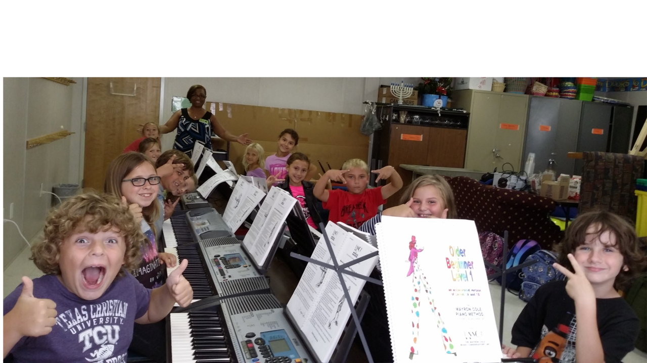 Group Piano Lessons - Lessons On The Lake Music Arts Academy